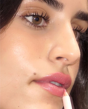 Monika Blunder Beauty – Monikablunderbeauty.com